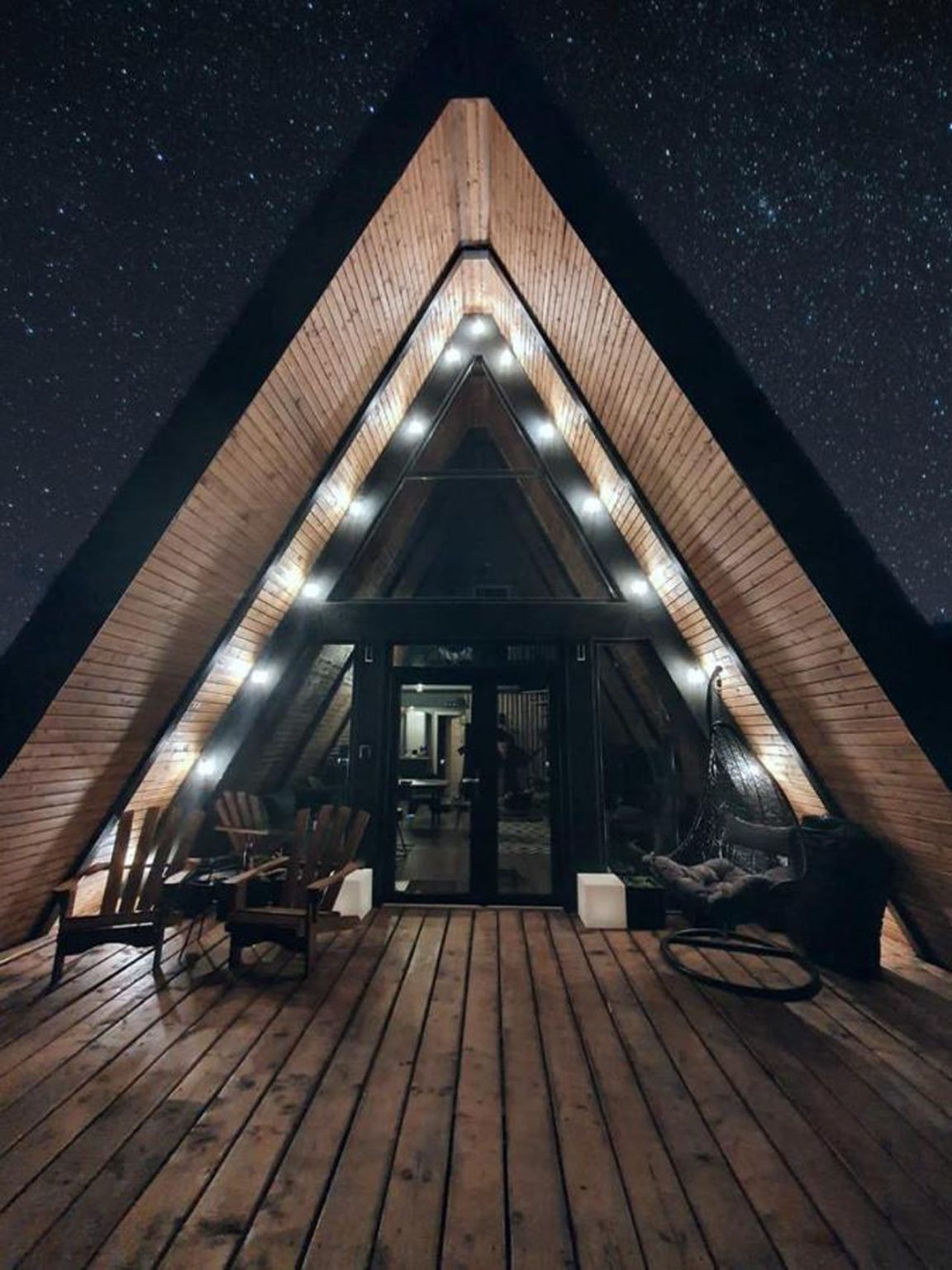 Cele mai frumoase Cabane A-frame din România: Înapoi la natură - Elanomad