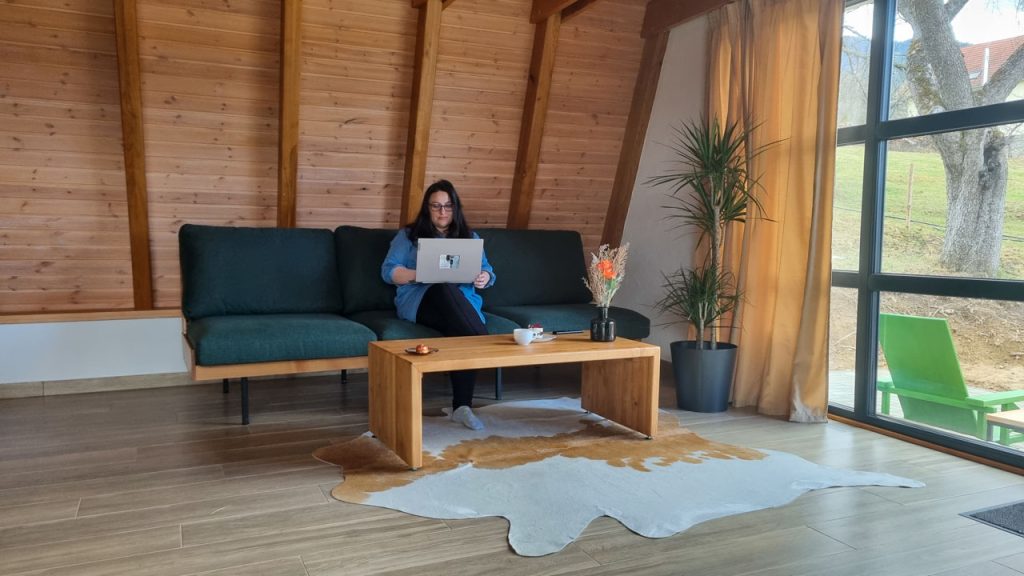 Cele mai frumoase Cabane A-frame din România: Înapoi la natură - Elanomad
