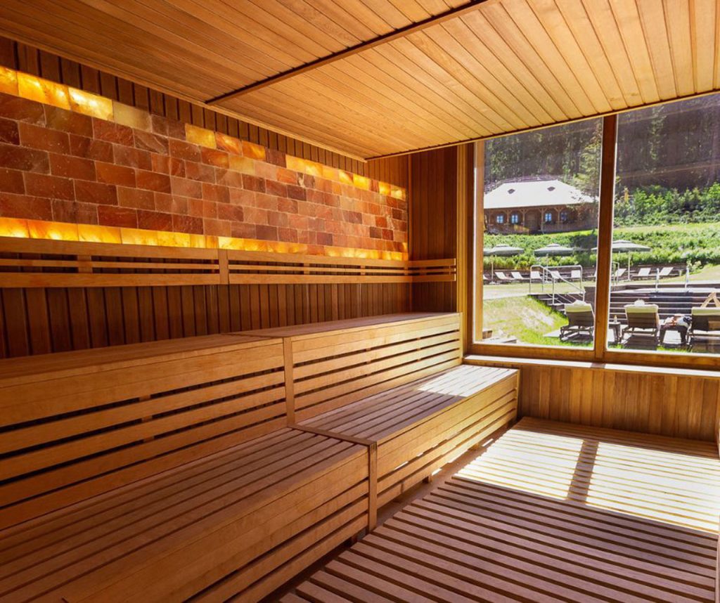 Cele mai bune 7 hoteluri cu piscină din Brașov - Elanomad